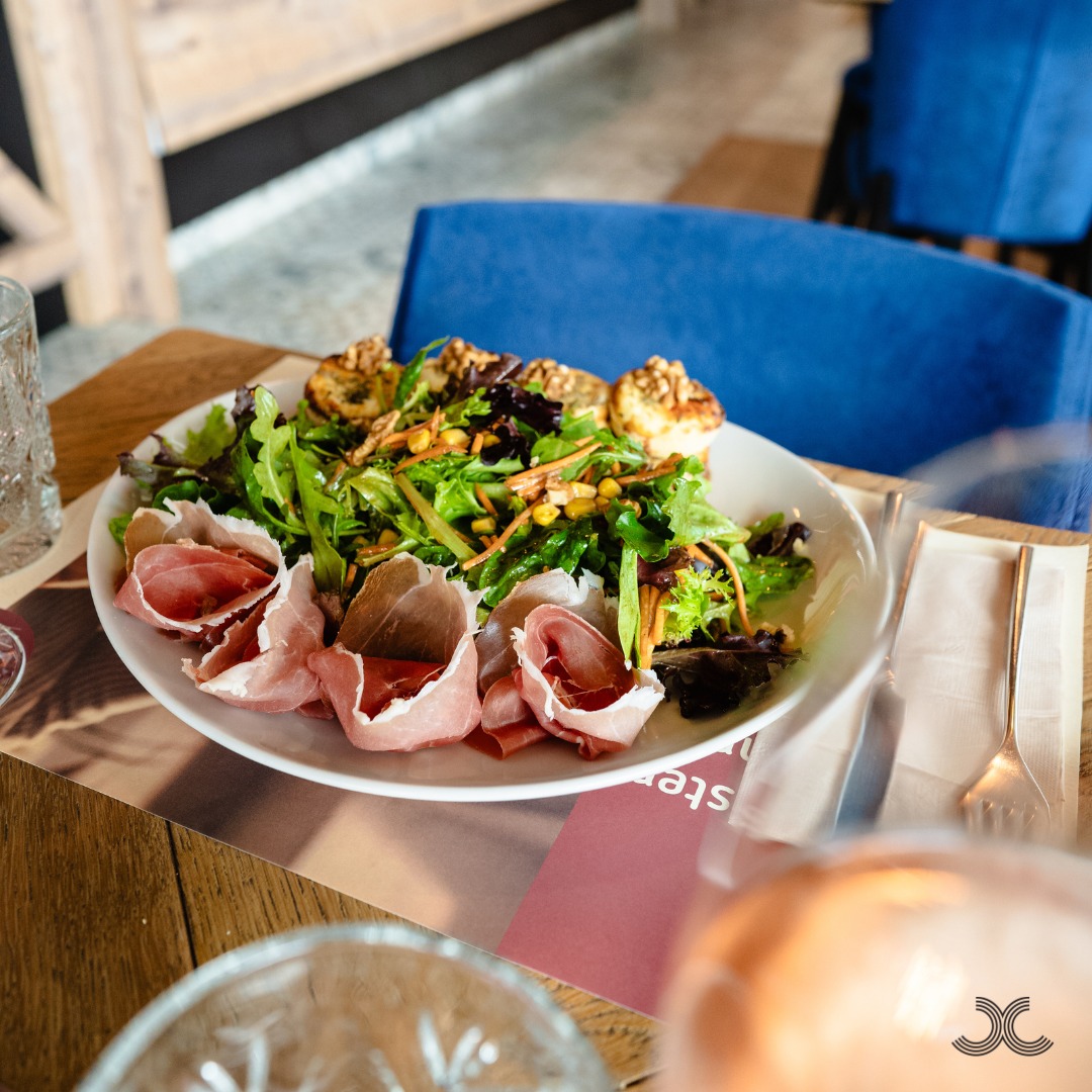 City Concorde, Shopping Center